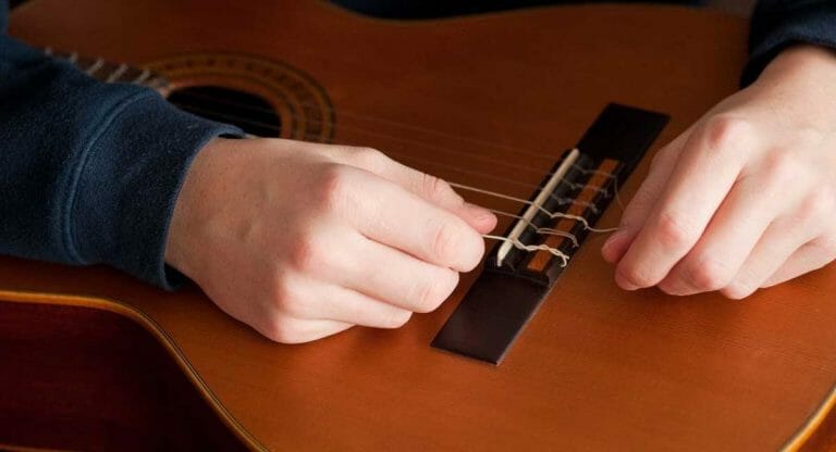 How to Restring a Guitar the Right Way – TheStudioGenie