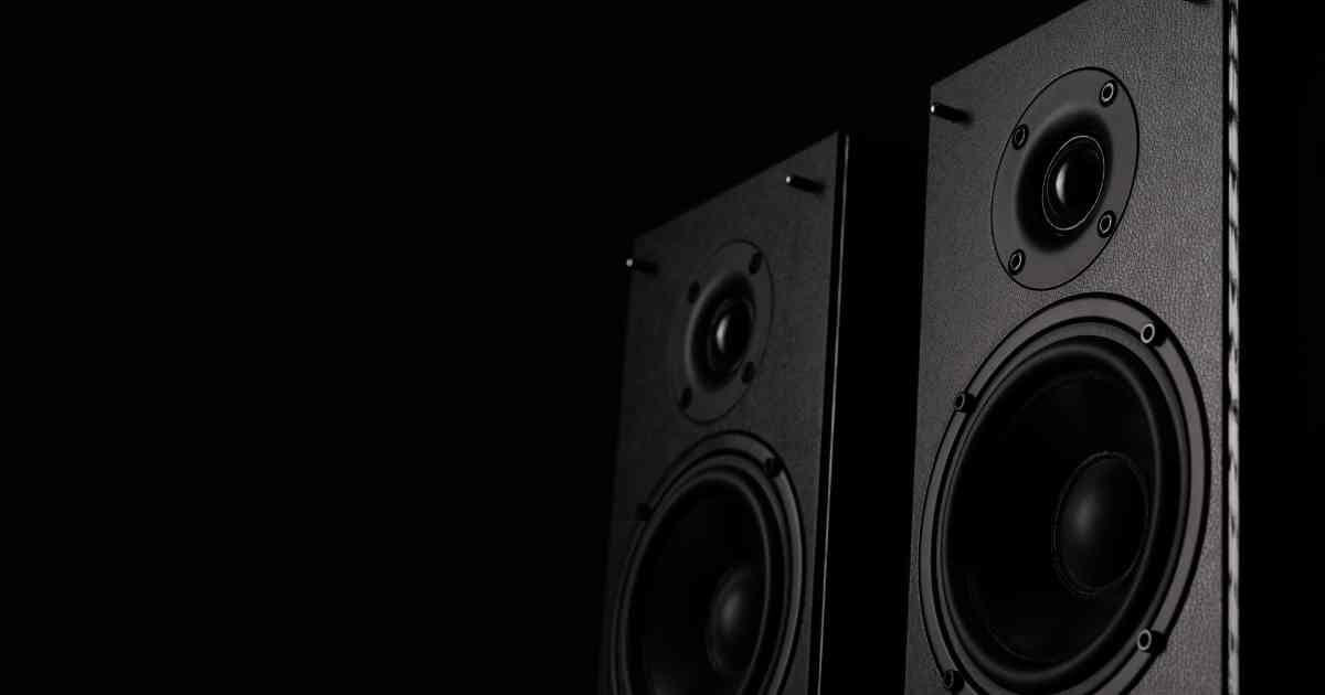 A Proper Rapper Studio Setup: The Essentials – TheStudioGenie